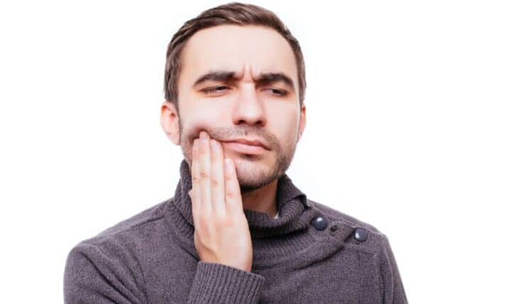 How to Avoid Dental Crown Problems - Explore 7 Tips